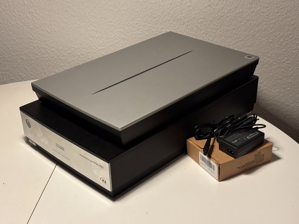 Epson Perfection V750 Pro Scanner Analog Film Foto Negativ (Gebraucht ...