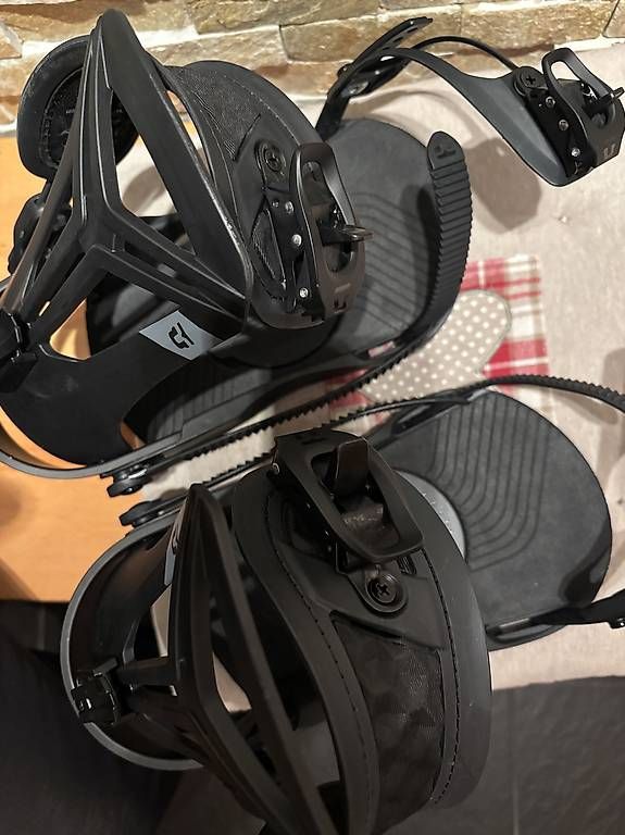 Fixation snowboard UNION Flite black 2025 neuves (D'occasion) à Veyrier ...