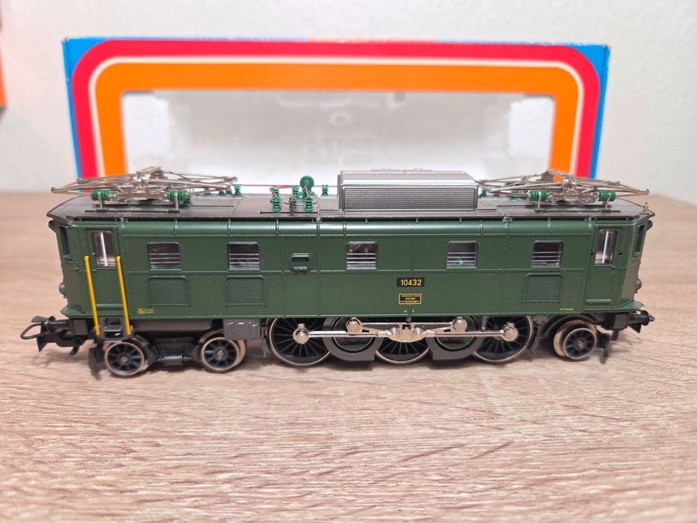 Märklin 3167 E-Lok Ae 3/6 II SBB H0 (Gebraucht) in St-Aubin-Sauges für ...