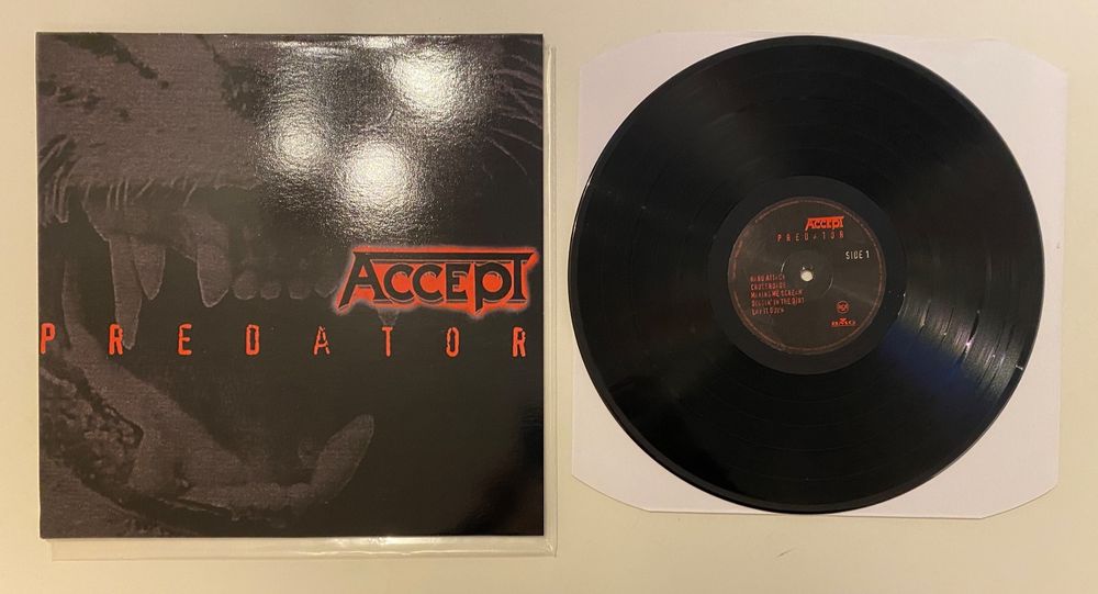 ACCEPT - Predator Heavy Metal LP (Neu (gemäss Beschreibung)) in Egg b. Zürich für CHF 19.95 ...