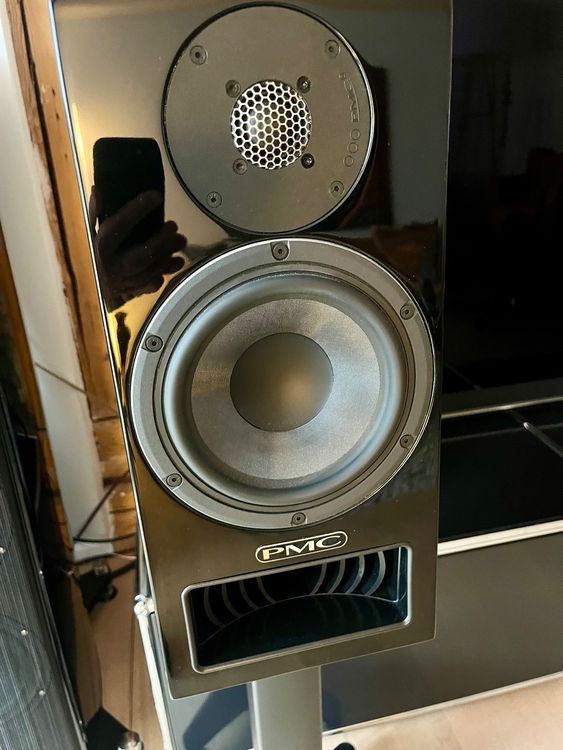 PMC Twenty5 22 mit Dynaudio Stand 6 NP Fr. 3990.— (+Fr.450–) (Gebraucht ...