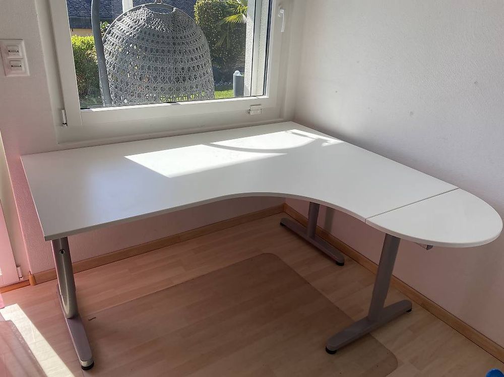 IKEA Eck-Schreibtisch Galant | Kaufen auf Ricardo