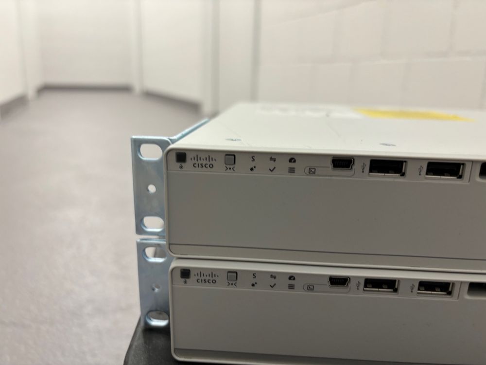 2x Cisco 9200L-24T-4G-E mit Stacking Kit (Gebraucht) in arbon für CHF ...