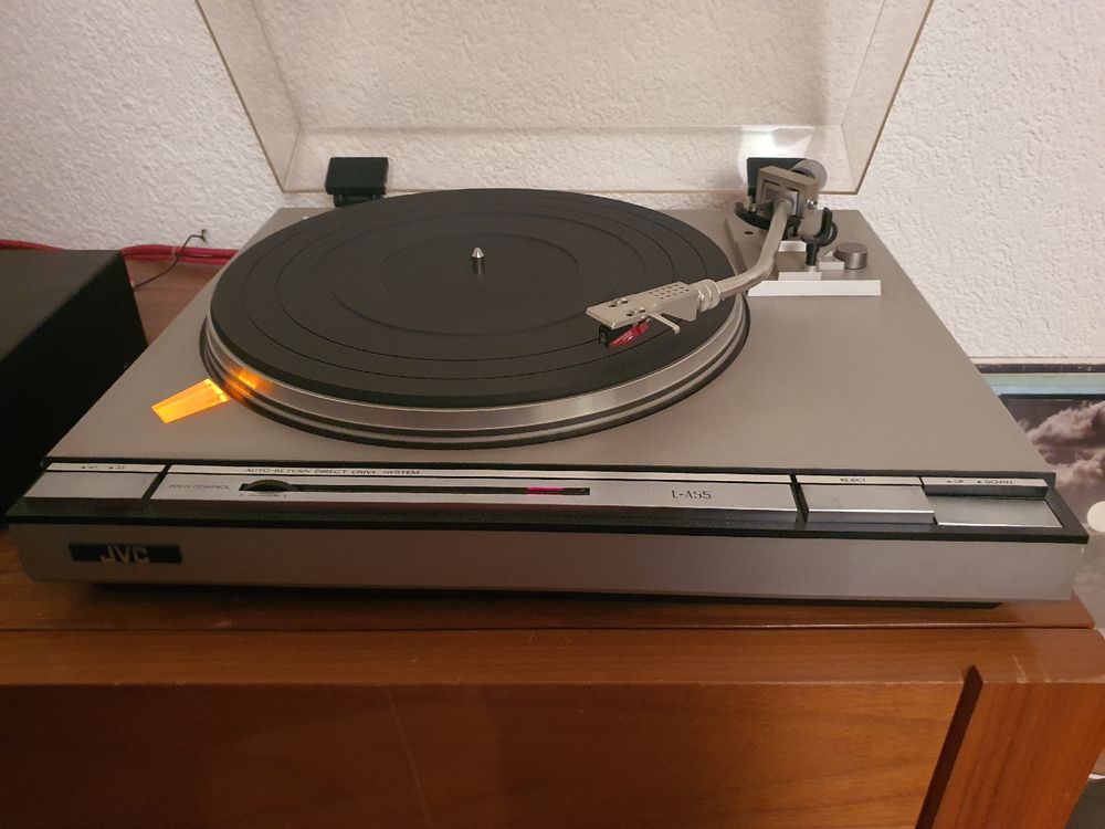 JVC L-A55 Direct drive 2 speed auto-return stereo turntable. (Defekt ...