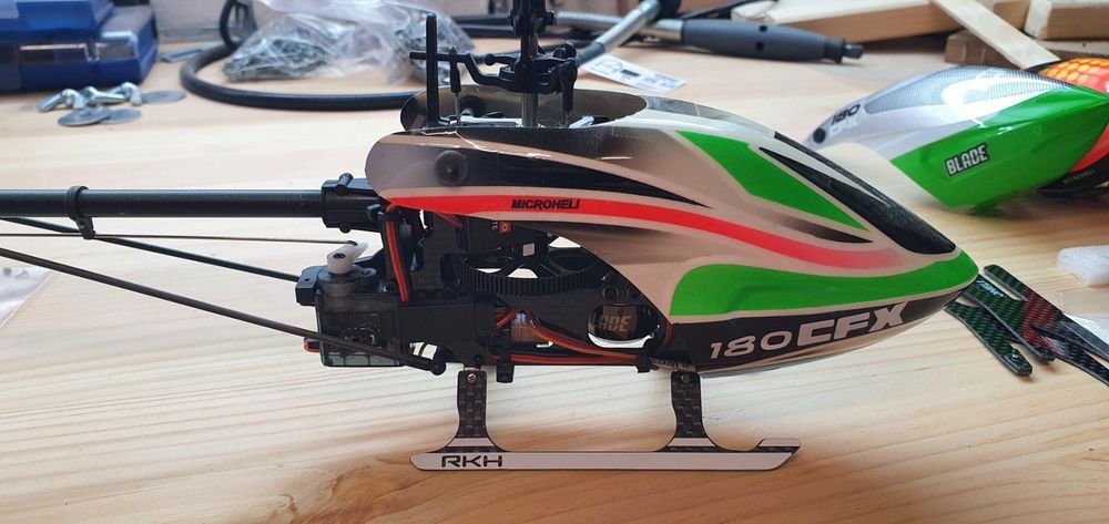 RC Heli Blade 180 cfx (Neu (gemäss Beschreibung)) in Einsiedeln für CHF ...