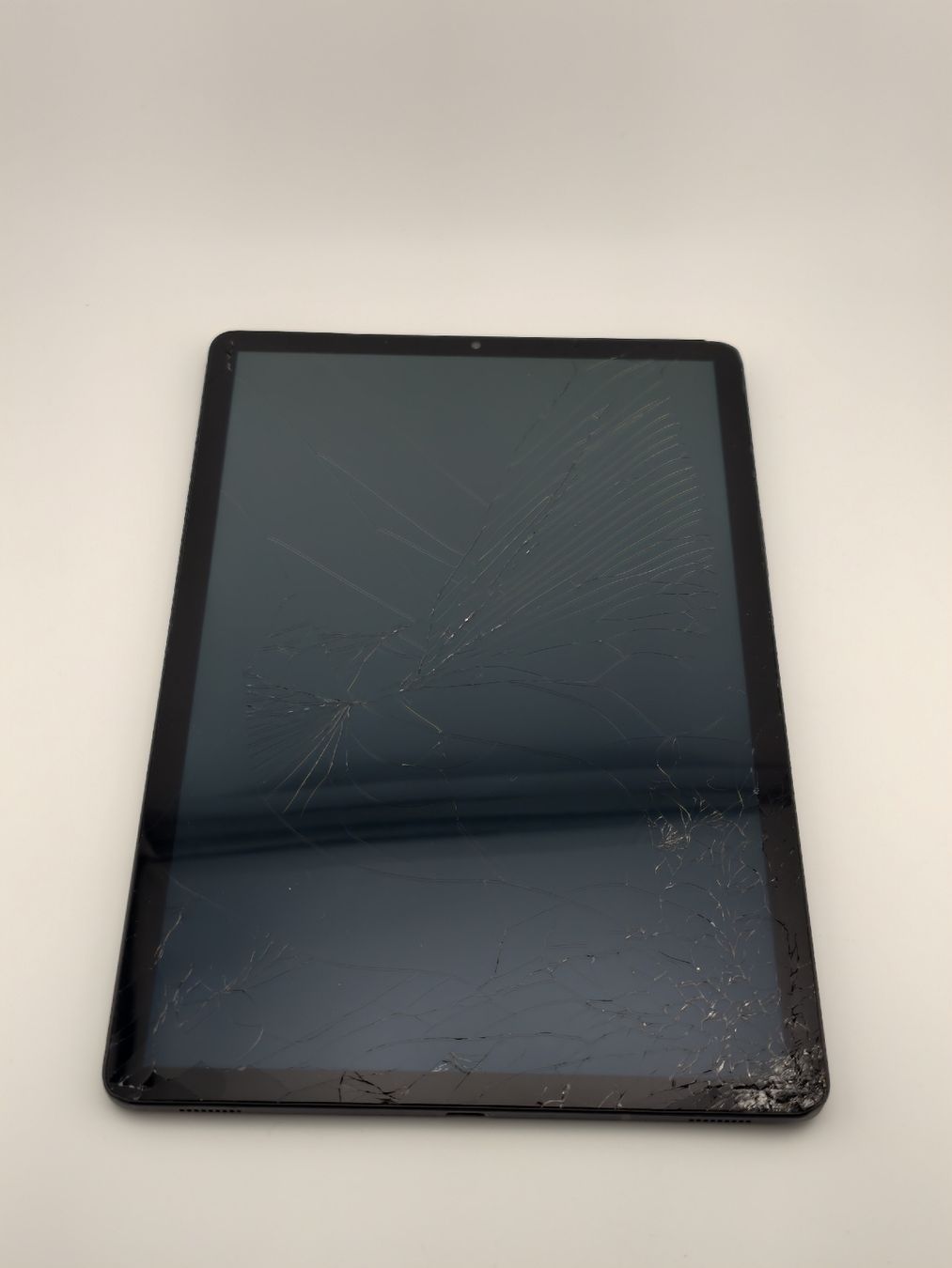 3x Galaxy Tab 2x A7 & S5e (Defekt) in Uster für CHF 35 – mit Lieferung ...