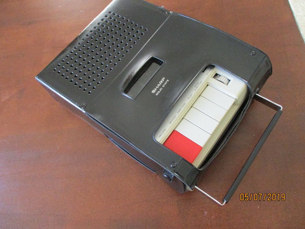 Vintage Sharp RD-408H Kassettenrecorder (Gebraucht) in Liestal für CHF ...