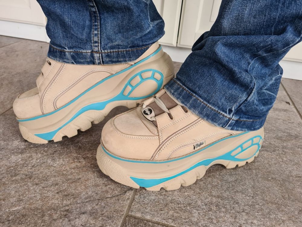 Buffalo Plateau Classic Boots Unikat | Kaufen auf Ricardo