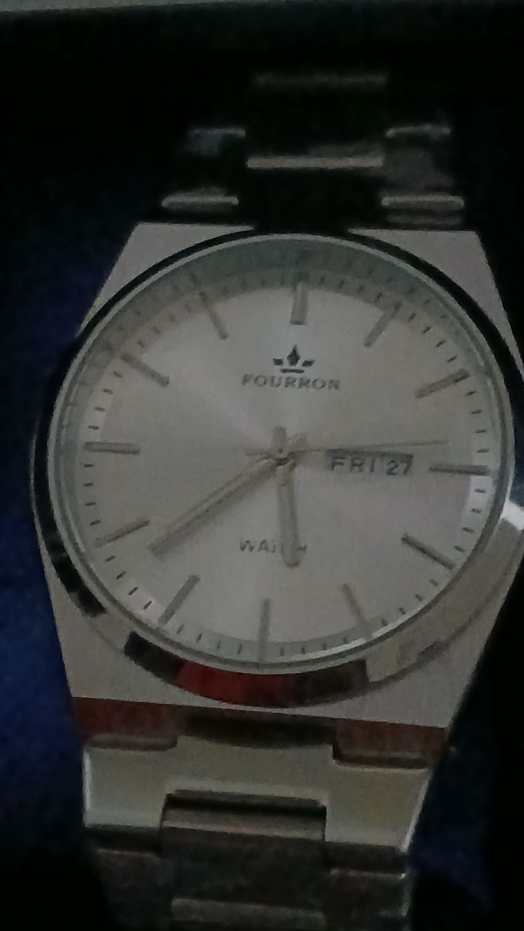 4 neue uhren der Marke Fourron, mit Box, ein Preis (Neu und ...