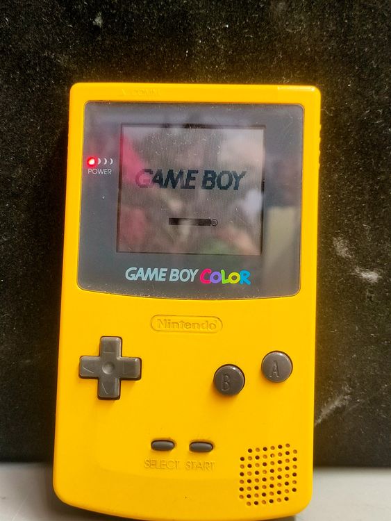 GAME BOY COLOR NINTENDO MODEL No CGB-001 (Gebraucht) in Genève für CHF ...