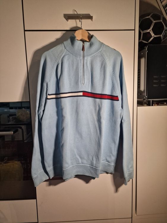 Tommy Hilfiger Pullover hellblau mit Logo (Neu (gemäss Beschreibung)) in Sargans für CHF 25 ...