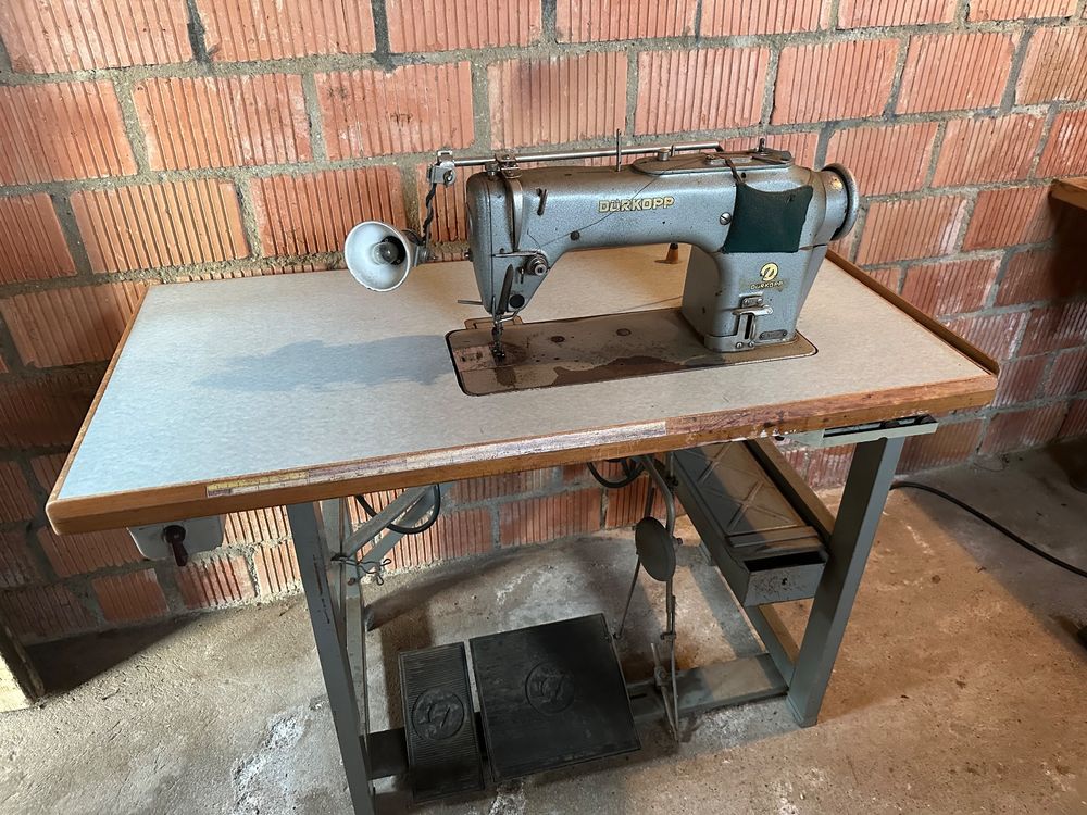 Dürkopp Industrie Nähmaschine ab 1.- (Gebraucht) in Wolfwil für CHF 6 – nur Abholung auf Ricardo ...