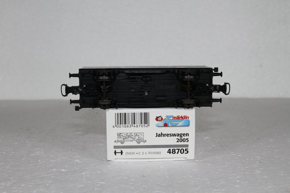 Märklin 48705 1. FC-Jahreswagen 2005 Looney Tunes Familie | Kaufen auf ...