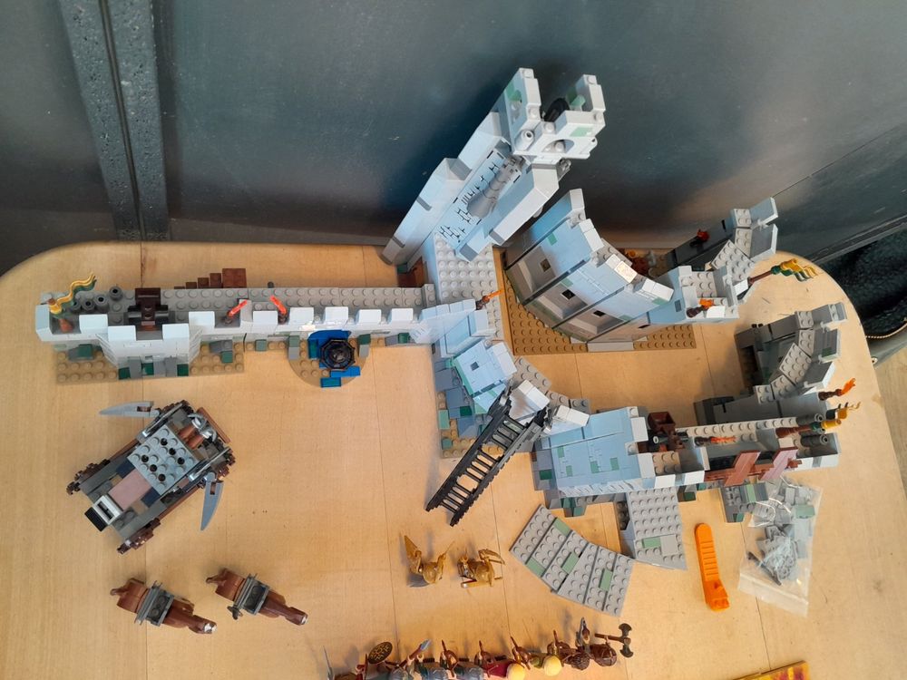 Lego 9474 9471 Herr der Ringe Lord Rings Rohan Helms Klamm | Kaufen auf ...