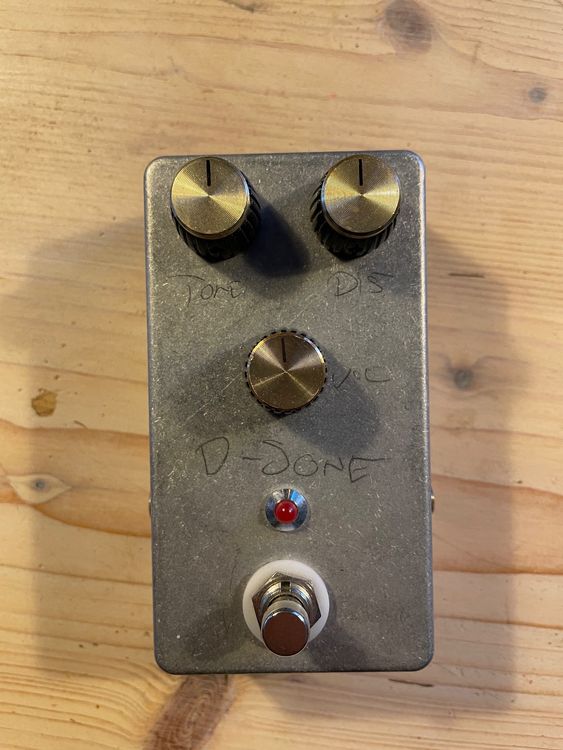 Distortion Pedal DSone | Kaufen auf Ricardo