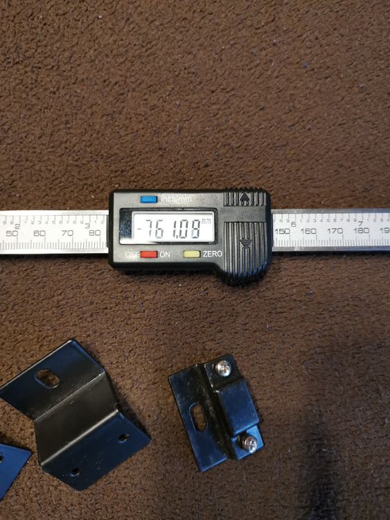 Digitaler Massstab 200mm (Gebraucht) in Berken für CHF 20 – mit ...