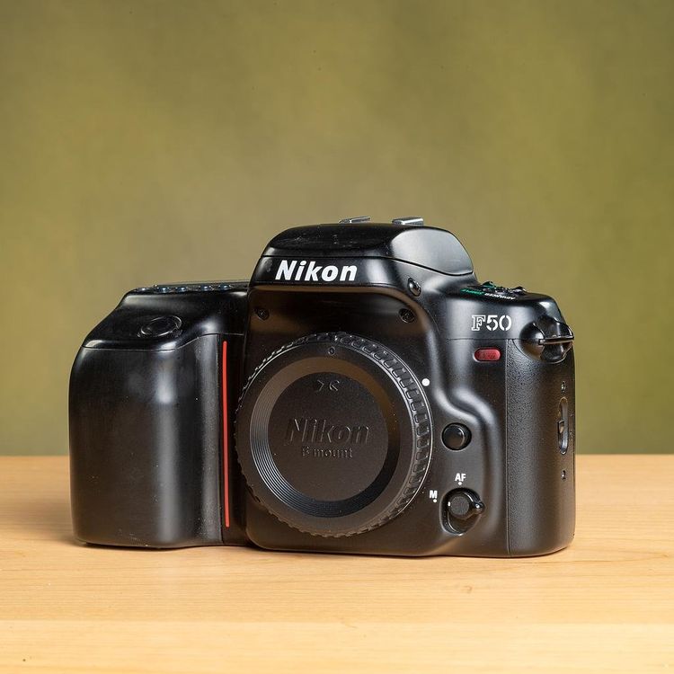 Nikon F50 - Occasion | Kaufen auf Ricardo