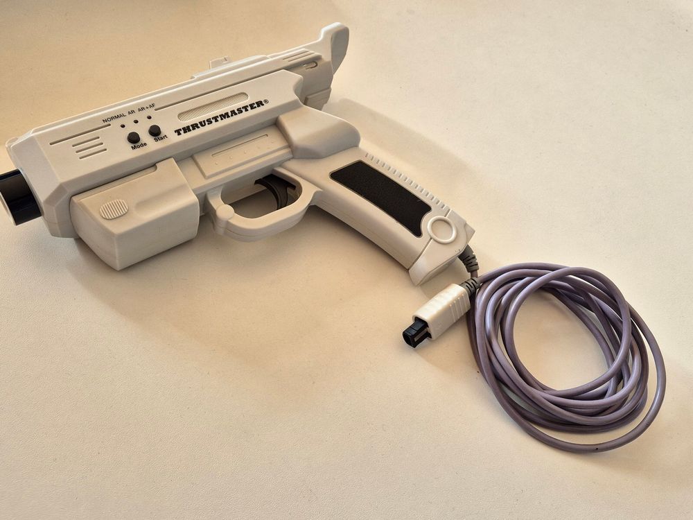 SEGA Dreamcast Lightgun - Thrustmaster Light Gun (Gebraucht) in ...
