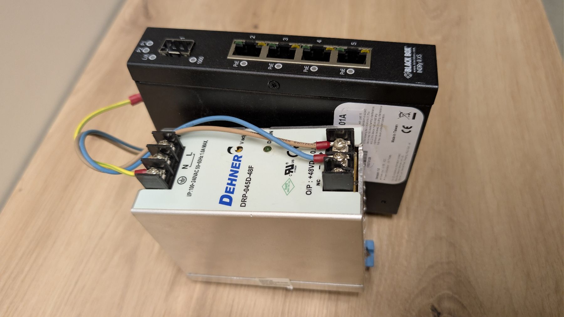 Black Box INDRY II XS Switch - 5 Port PoE - Gigabit (Gebraucht) in ...