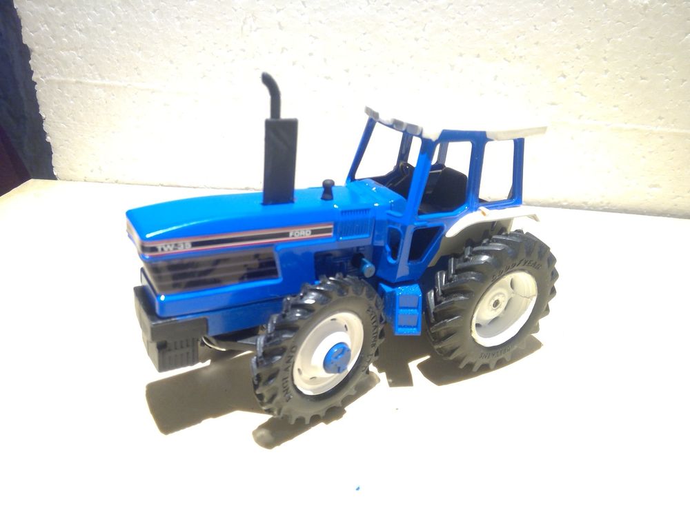 Britains Ford TW 35, motorisé, Nr.9321X, code 3 (recycled). (Gebraucht ...