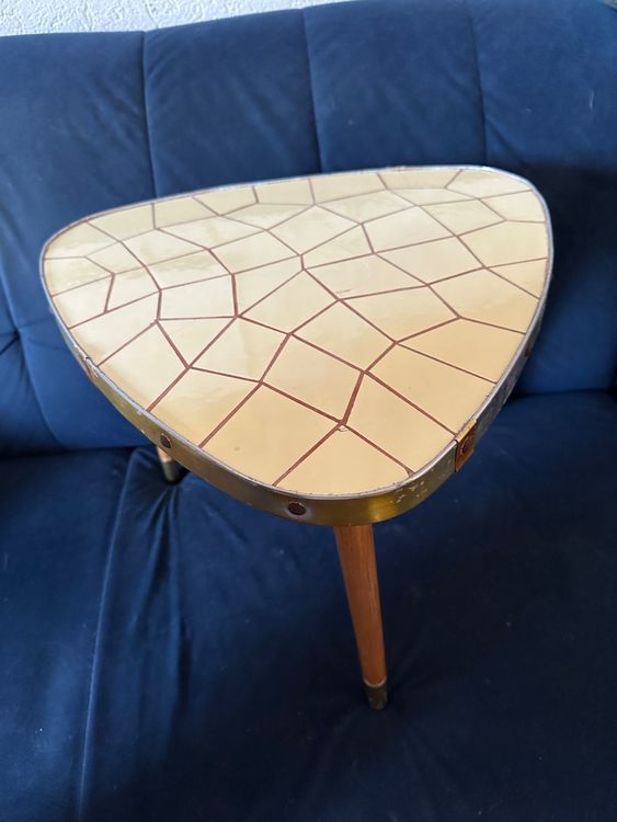 Blumentisch beistell Tisch Abstelltisch antik DDR Ostalgie (Gebraucht) in Buchs SG für CHF 105 ...