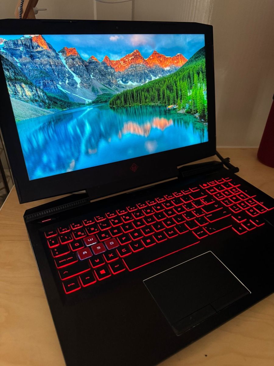 HP Omen 15.6" (Gaming) Laptop B&O - i7, GTX 1070 (Gebraucht) in Meggen ...