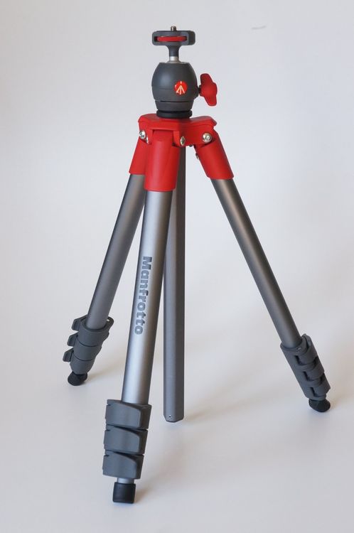 Manfrotto Compact Light Stativ mit Kugelkopf (Gebraucht) in Bassersdorf für CHF 25 – mit ...