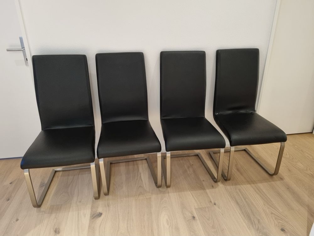 4 Stühle (Gebraucht) in Wahlen b. Laufen für CHF 1 – nur Abholung auf Ricardo kaufen