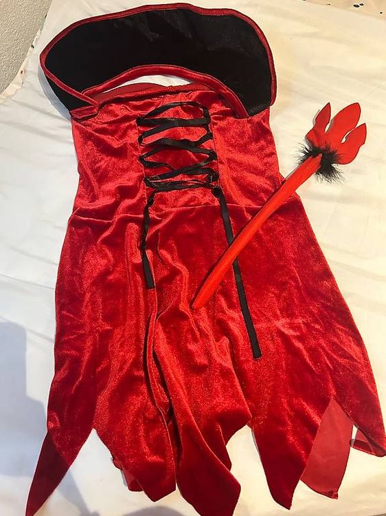 Déguisement de diable (robe) (Gebraucht) in Fully für CHF 10 – mit ...