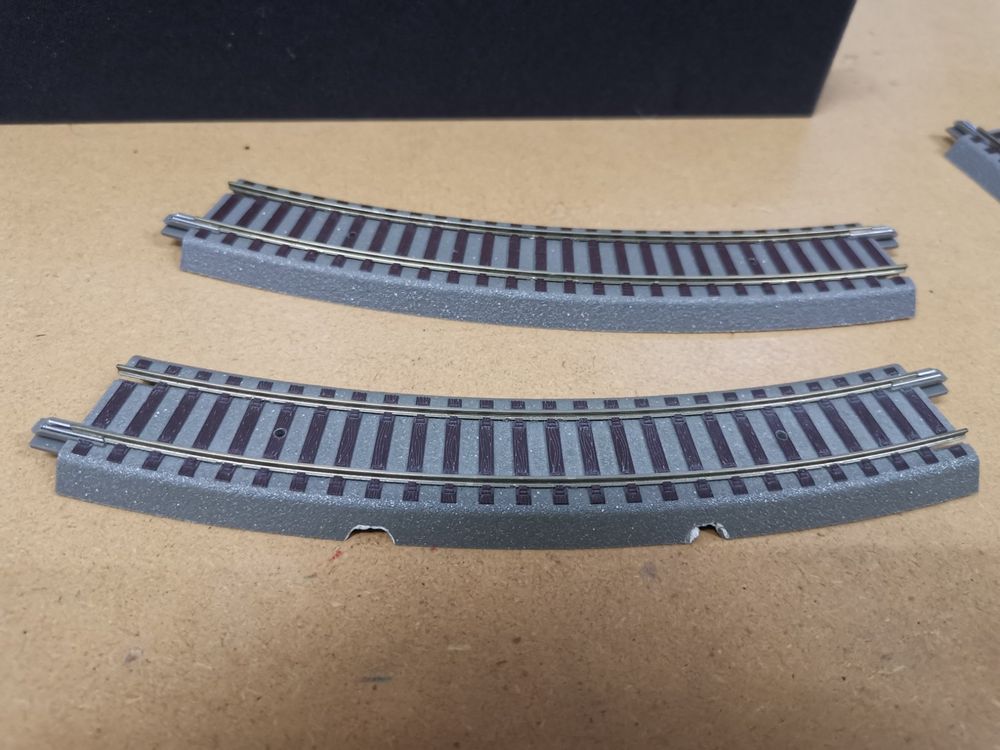 50 Stück - Roco 61122 - Gebogenes Gleis R2 | Kaufen auf Ricardo
