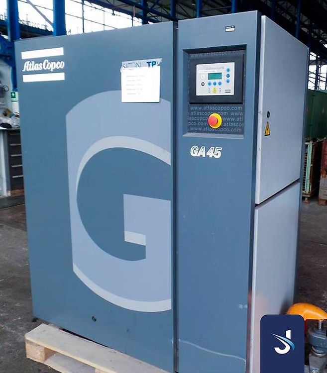 Compresseur Atlas Copco GA 45 ? Complètement Révisé (Gebraucht) in Le ...