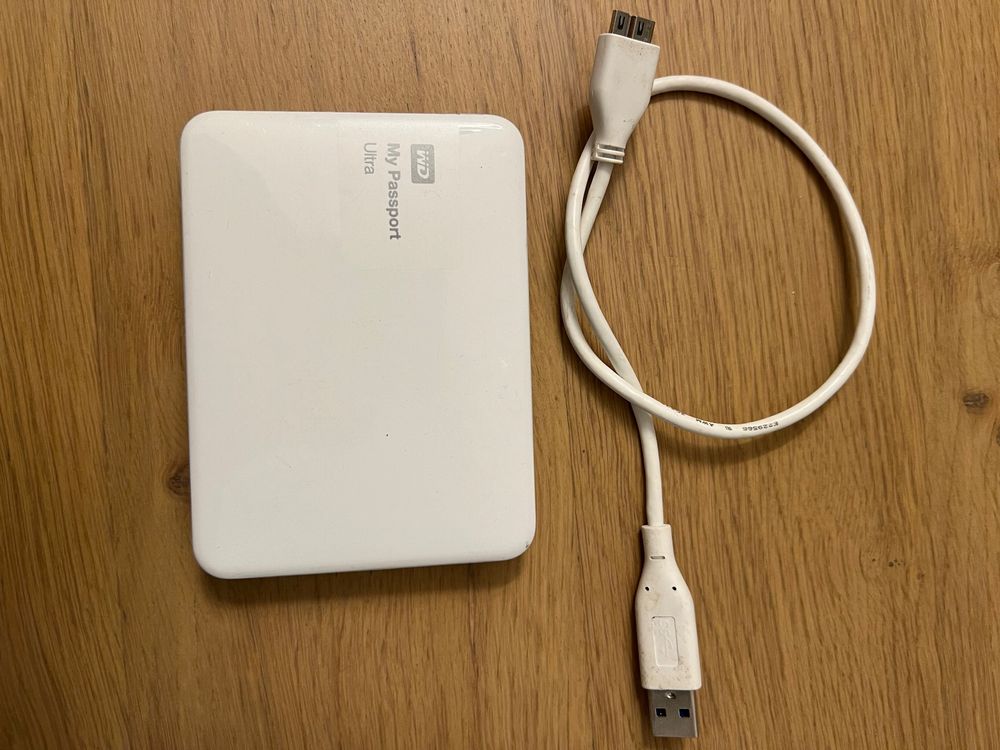 WD My Passport Ultra 1TB - weiss | Kaufen auf Ricardo