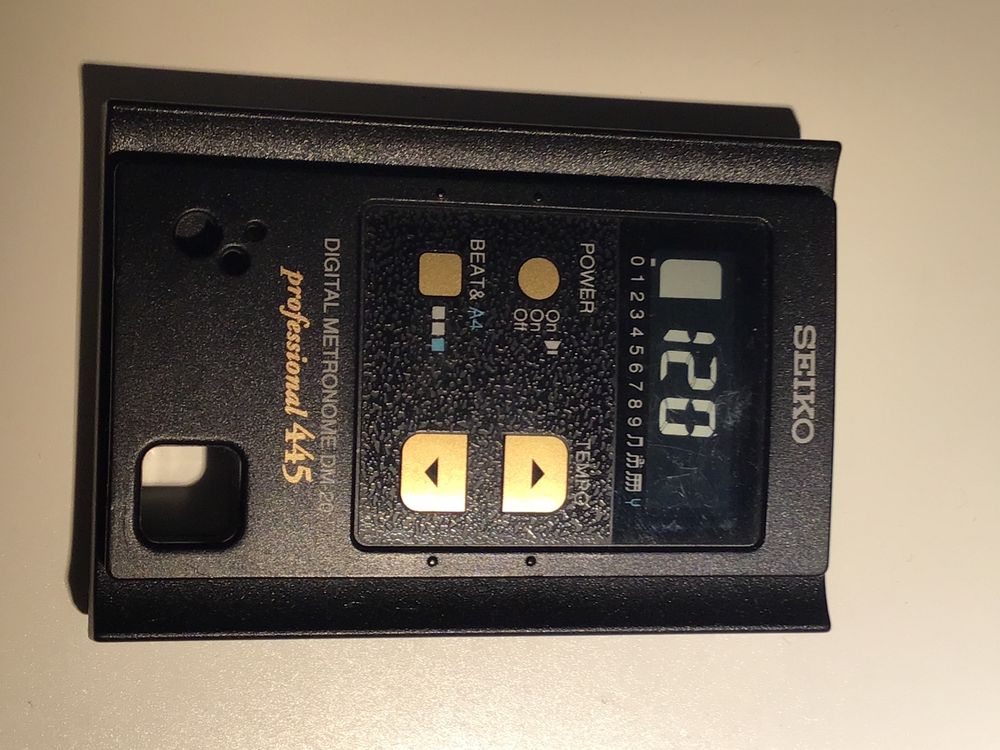 Metronom Digital Seiko DM-20 (Gebraucht) in Obernau für CHF 3 – mit ...