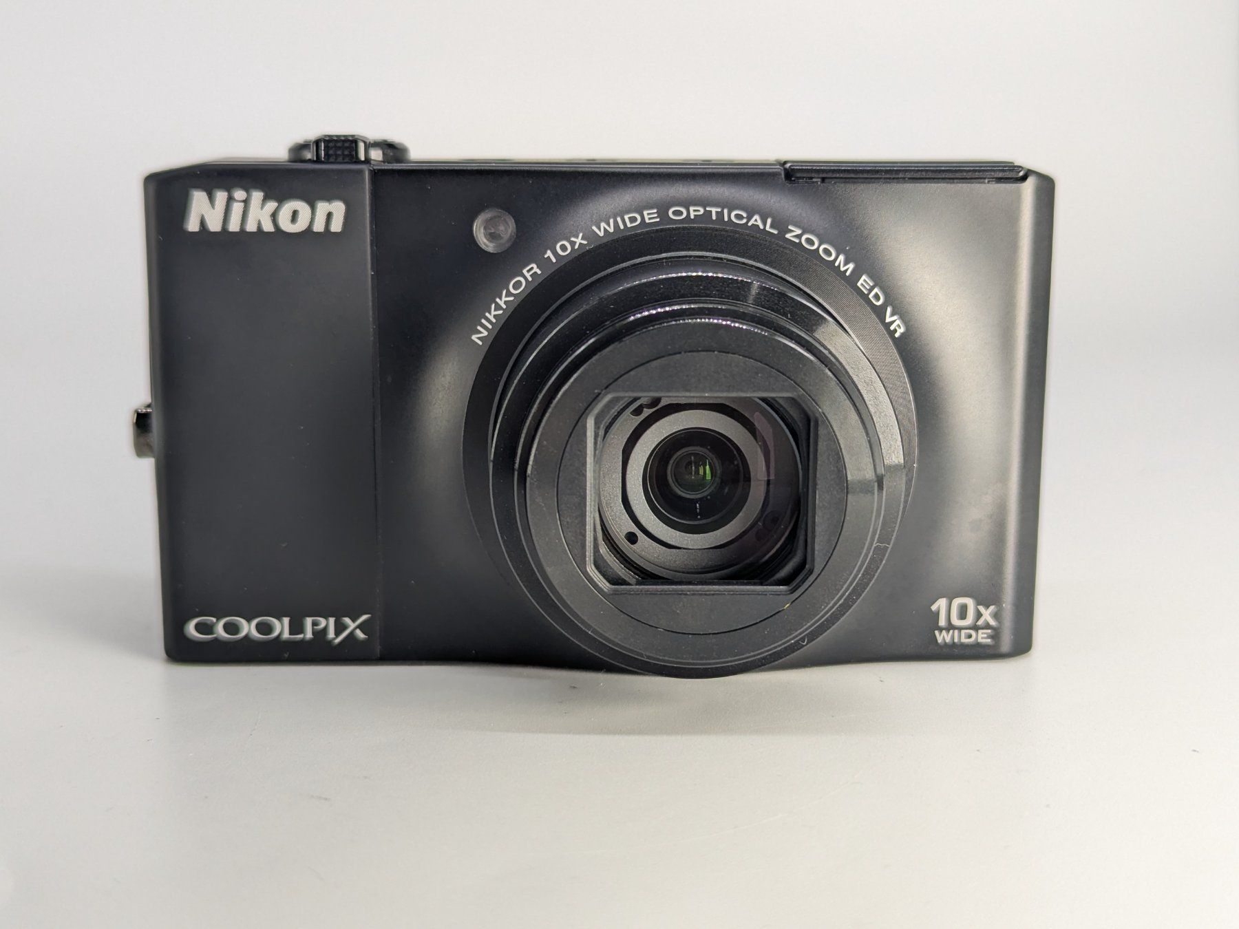 Nikon Coolpix S8000 mit OVP und Zubehör. Super Zustand (Gebraucht) in ...