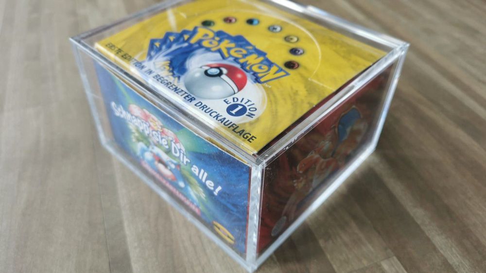 Pokemon Display Case (Neu (gemäss Beschreibung)) in Rothrist für CHF 31 ...