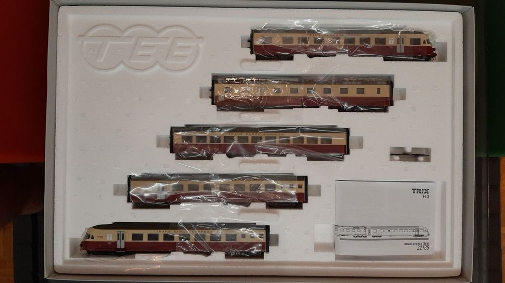 TRIX 22135 RAe 1051 Gottardo TEE Digital (Neu und originalverpackt) in ...