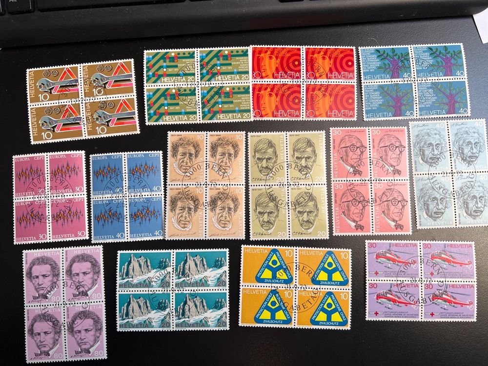 14 blocs de 4 timbres oblitérés 1972 selon photo (Gebraucht) in Charmey ...
