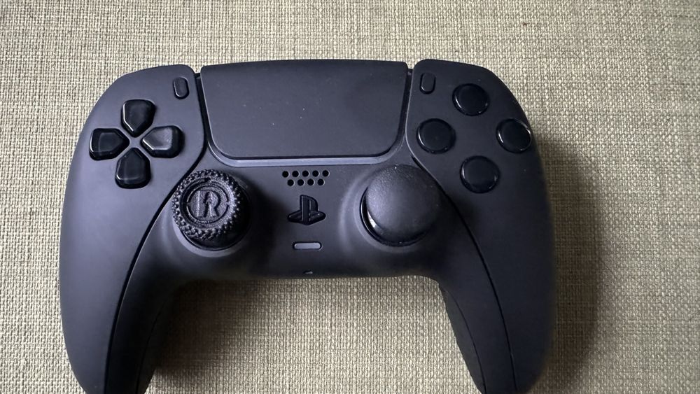 Rocket Games Pro Controller (Gebraucht) in Ersigen für CHF 250 – mit ...