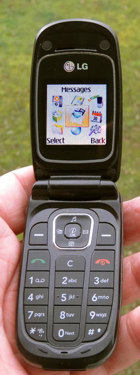 LG KG120: kleines Klapphandy | Kaufen auf Ricardo