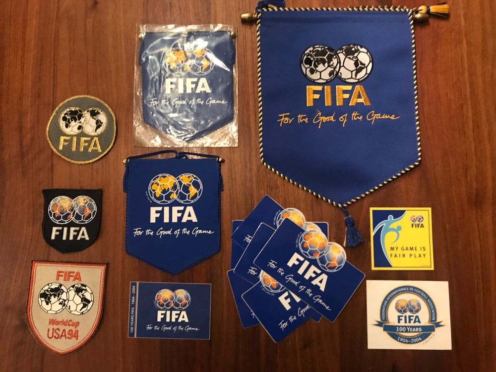 FIFA SET - Wimpel und Kleber und Aufnäher (Neu (gemäss Beschreibung ...