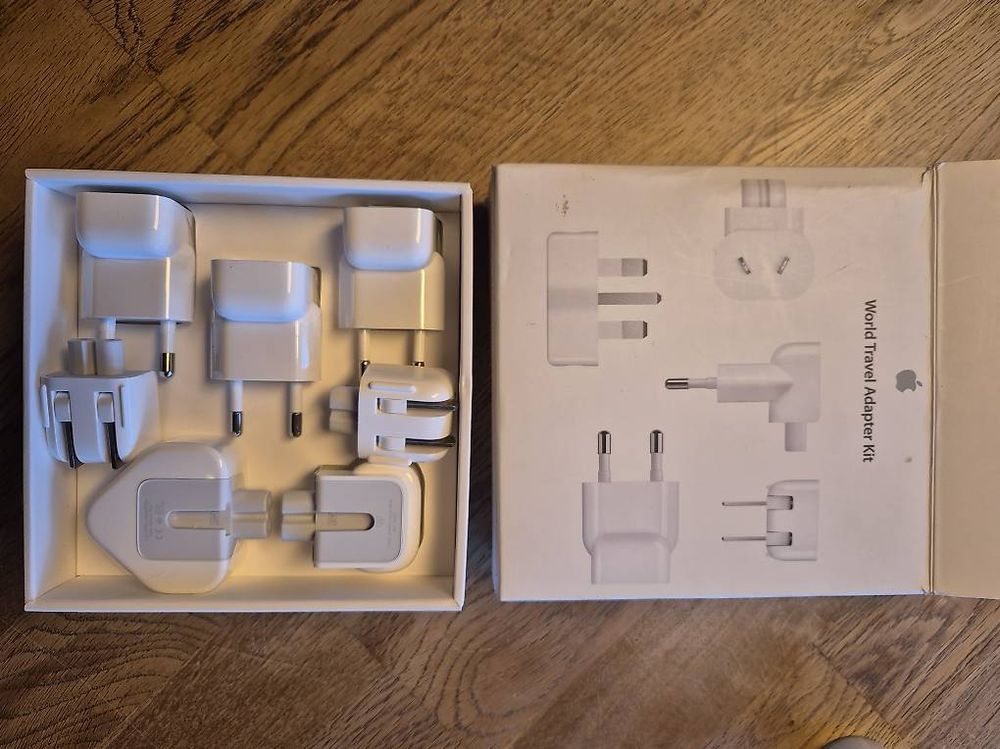 Apple world travel adapter kit (Gebraucht) in Speicher für CHF 10 – mit ...