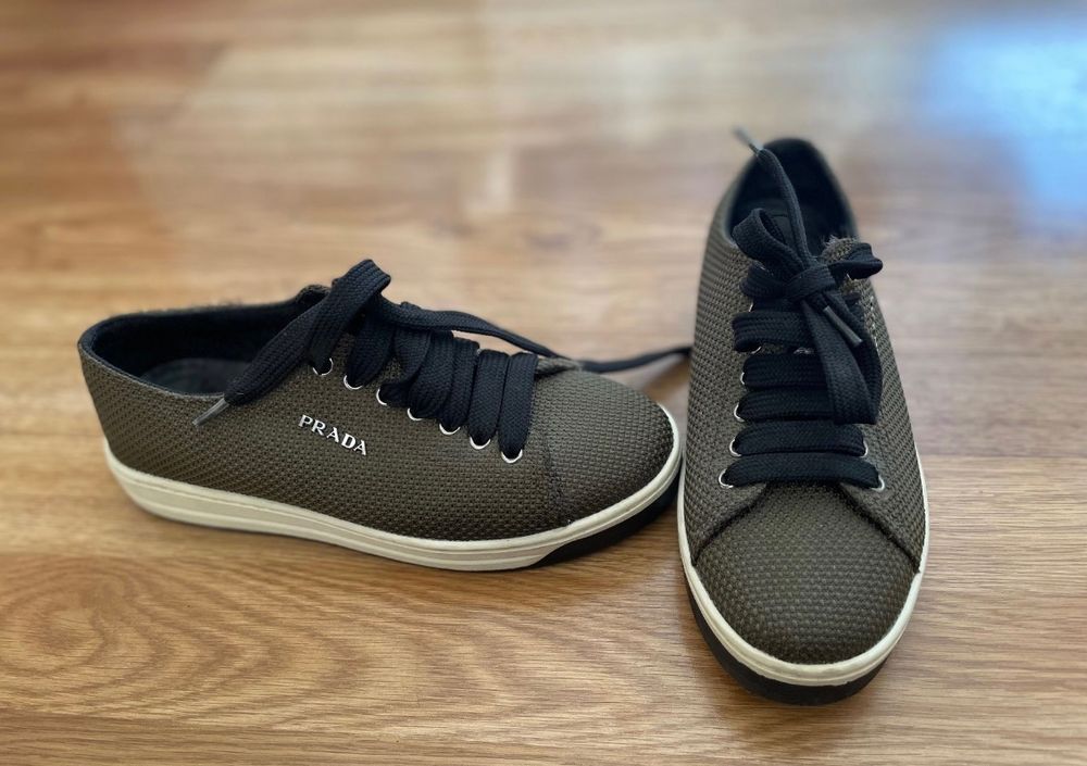 Prada Sneaker Original (Gebraucht) in Amriswil für CHF 90 – mit ...
