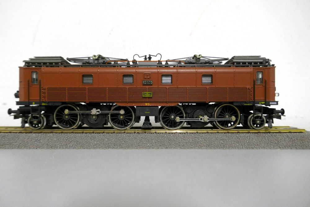 Roco 04191 SBB Schnellzuglokomotive Be 4/6 12320 braun OVP. (Gebraucht ...