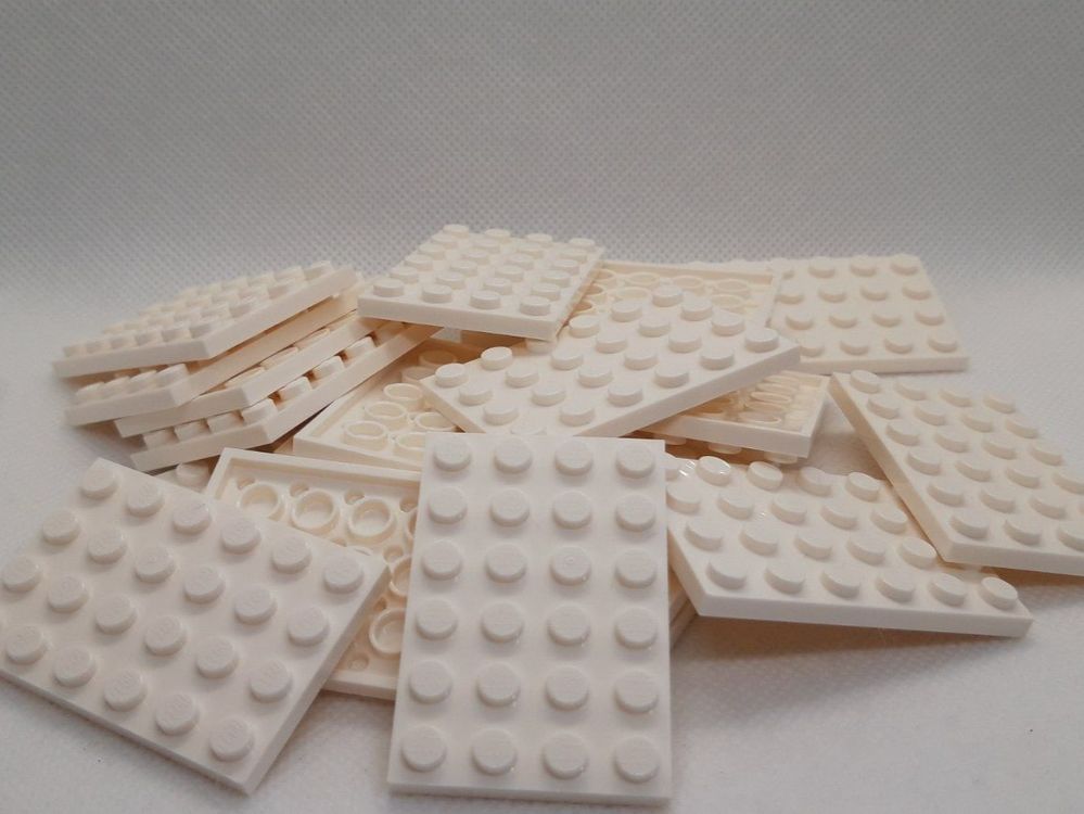 Lego 25 Stk. Platte 4x6 (weiss) (Neu (gemäss Beschreibung)) in Inwil ...