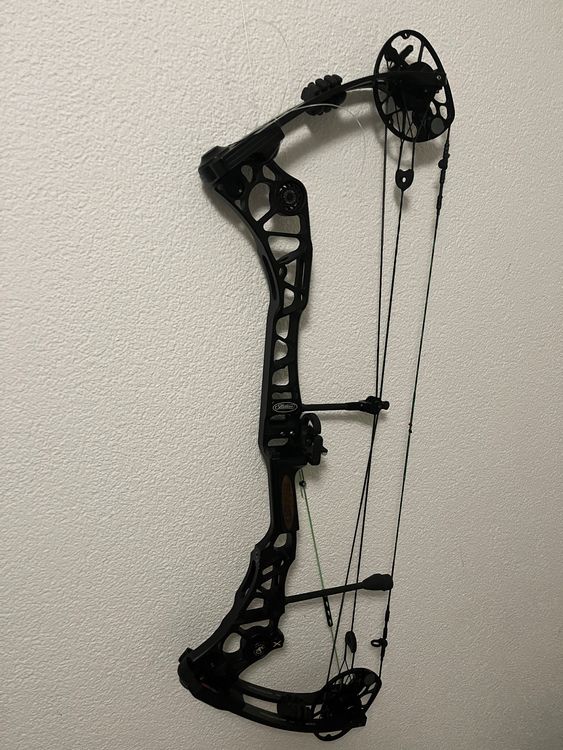 Compoundbogen Mathews Halon X, 2019, RH (Gebraucht) in Buochs für CHF ...