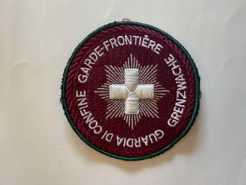 Badge garde frontiere (Neu (gemäss Beschreibung)) in Pully für CHF 17 ...