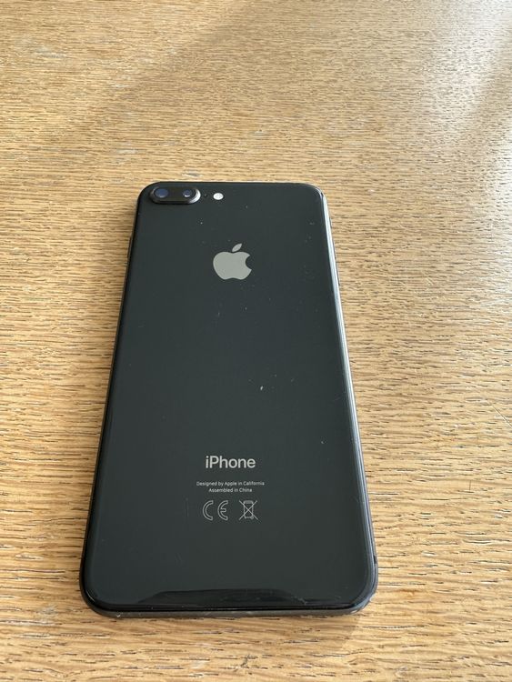 iPhone 8 Plus, Space Gray, 256GB | Kaufen auf Ricardo