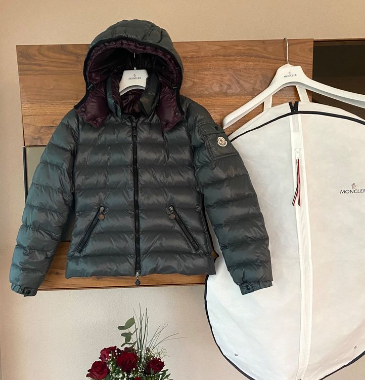 Moncler Original Winter Daunen Jacke Gr. 2 ( M ) Lp. 1150 Fr (Gebraucht ...