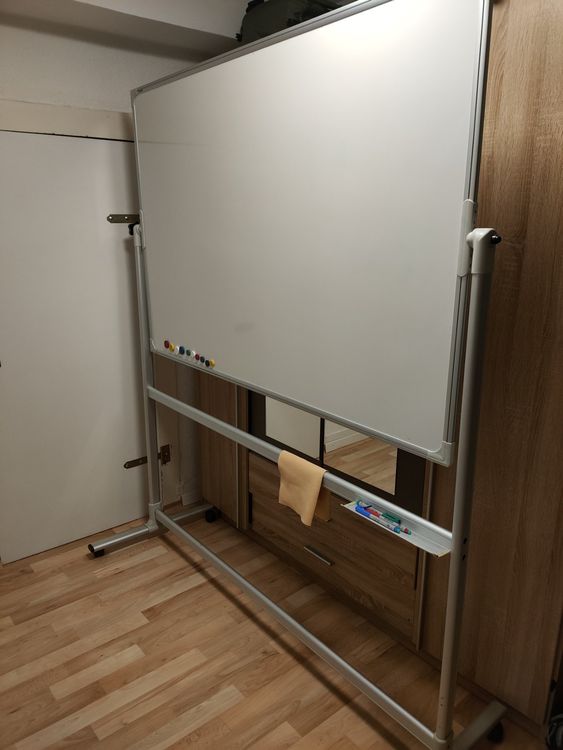 Grosse Whiteboard mit ständer 150x100 (Gebraucht) in Eglisau für CHF 50 – nur Abholung auf ...