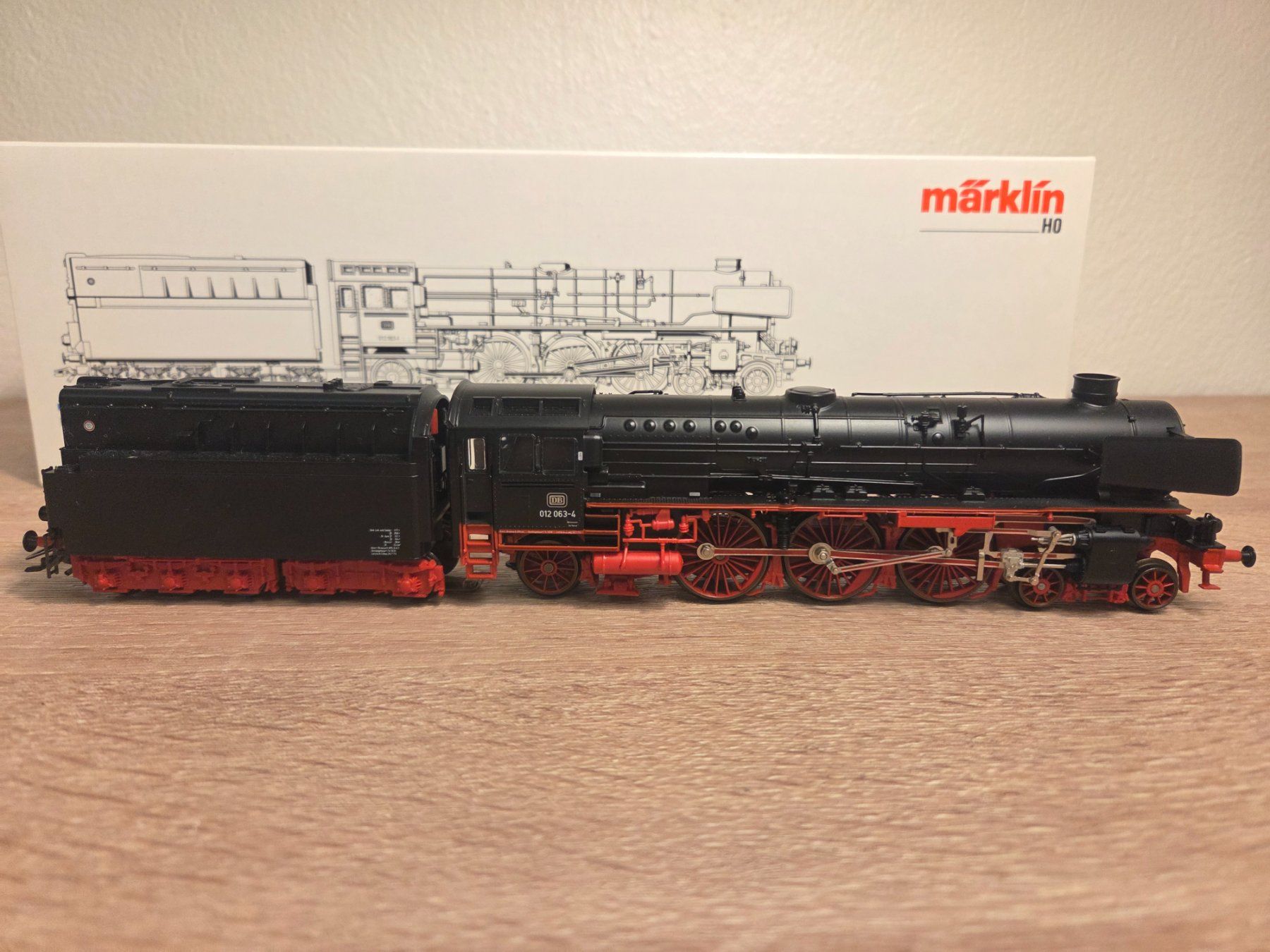 Märklin 3310 Dampflok BR 012 DB H0 (D'occasion) à St-Aubin-Sauges pour ...